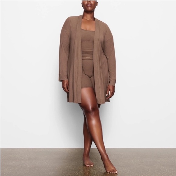 SKIMS | Intimates & Sleepwear | Skims Sleep Robe | Poshmark